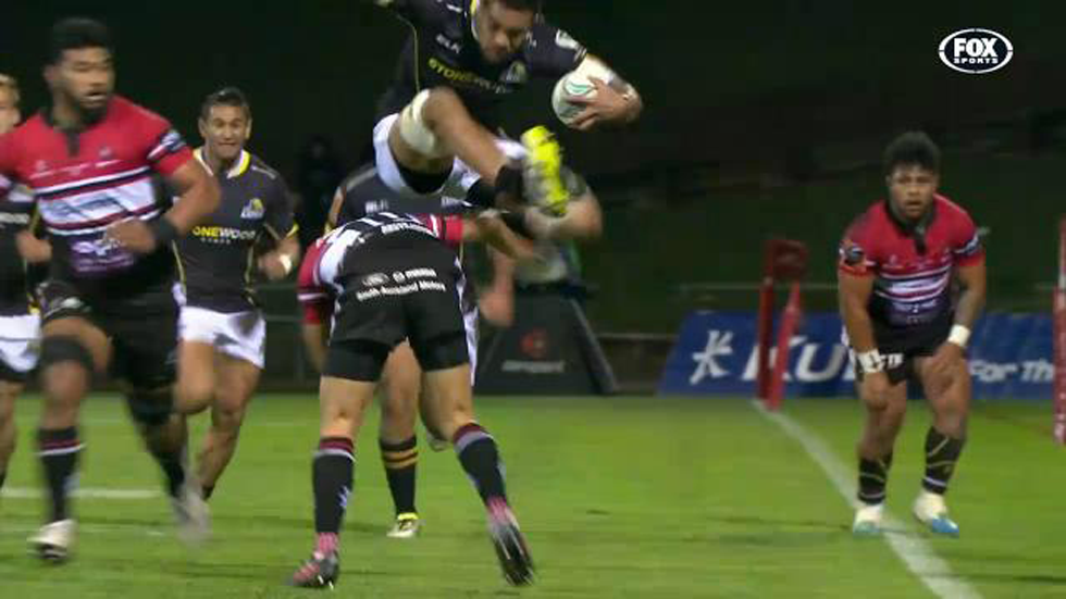 Is a ball carrier hurdling a tackler dangerous play? | URugby | College ...